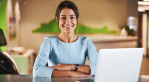 ¿Qué son los asistentes virtuales inteligentes? Guía completa 2024 ...